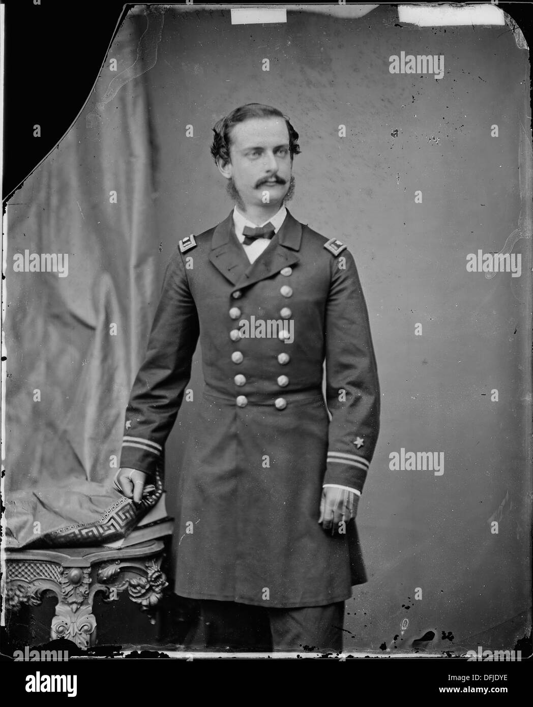 Lieut james Black and White Stock Photos & Images - Alamy