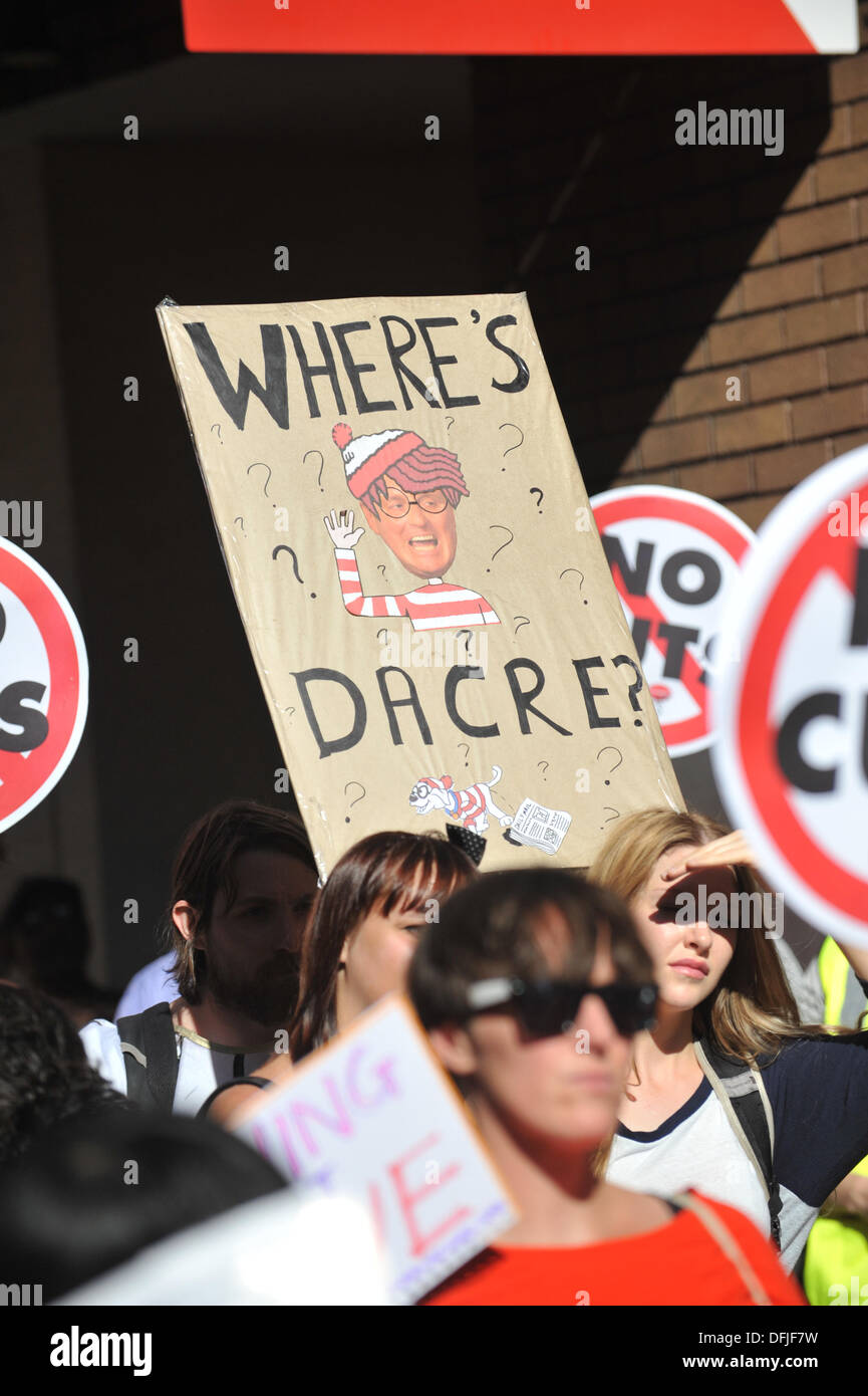 Daily mail london offices hi-res stock photography and images - Alamy