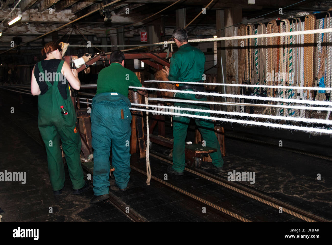 MEDWAY; CHATHAM; HISTORIC DOCKYARD; VICTORIAN ROPE FACTORY; PREPARING ...