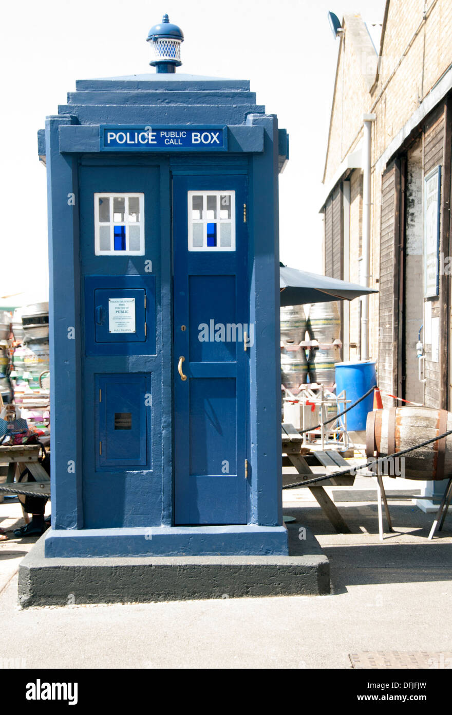 Police boxes hi-res stock photography and images - Alamy