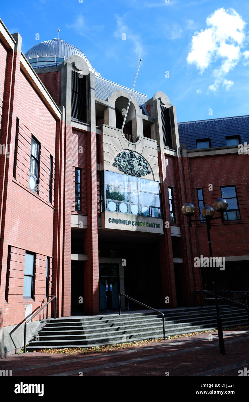 Combined Court Centre Hull High Resolution Stock Photography and Images ...