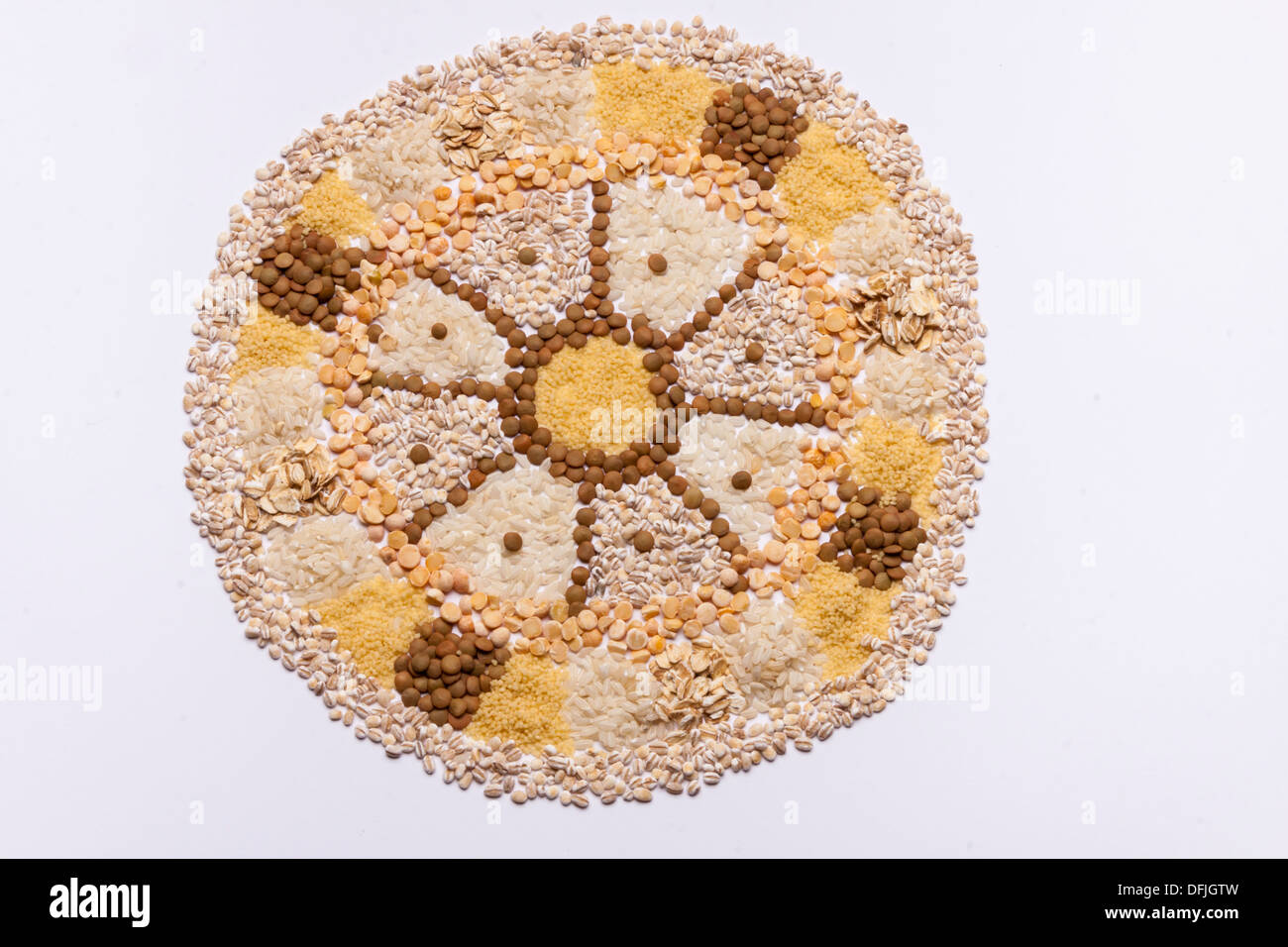 Rice mandala hi-res stock photography and images - Alamy