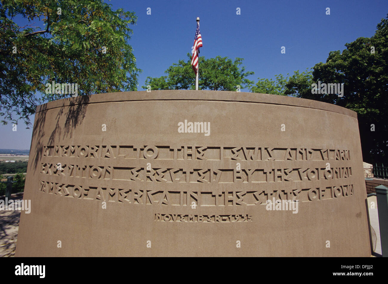 Lewis and clark monument council bluffs hi-res stock photography and ...