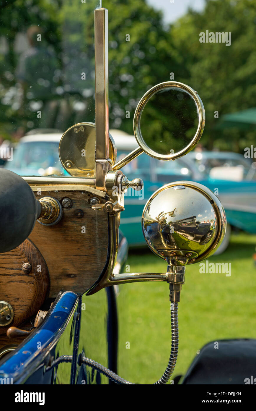 Classic Cars at car shows Stock Photo - Alamy