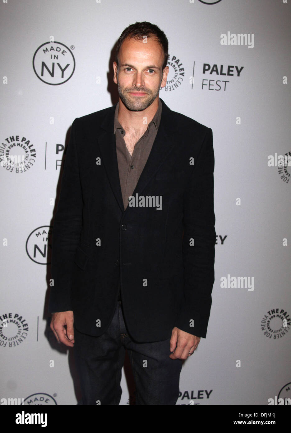 New York, New York, USA. 5th Oct, 2013. Actor JONNY LEE MILLER attends ...