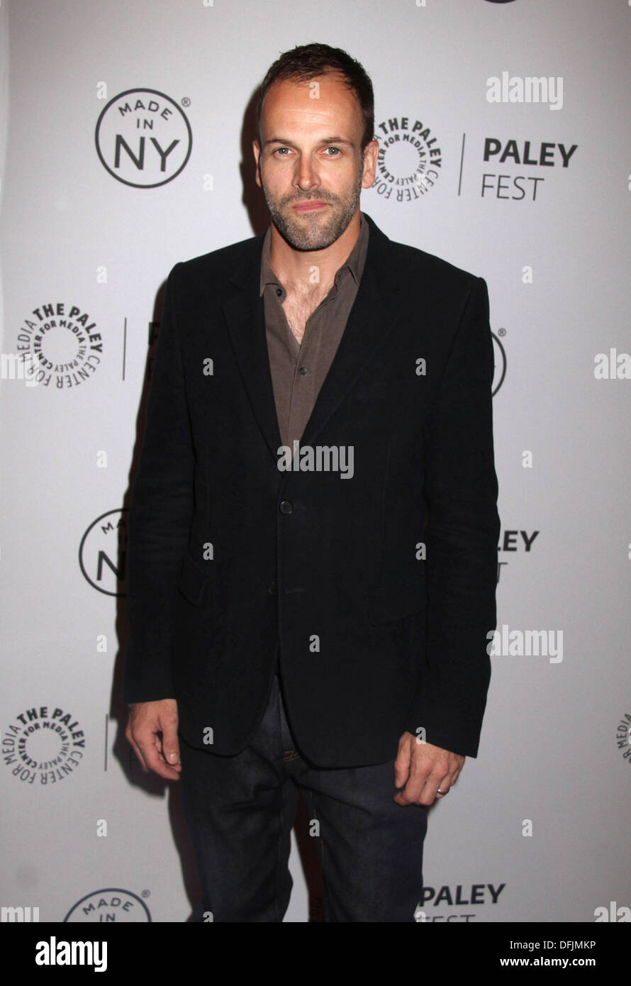 New York, New York, USA. 5th Oct, 2013. Actor JONNY LEE MILLER attends ...