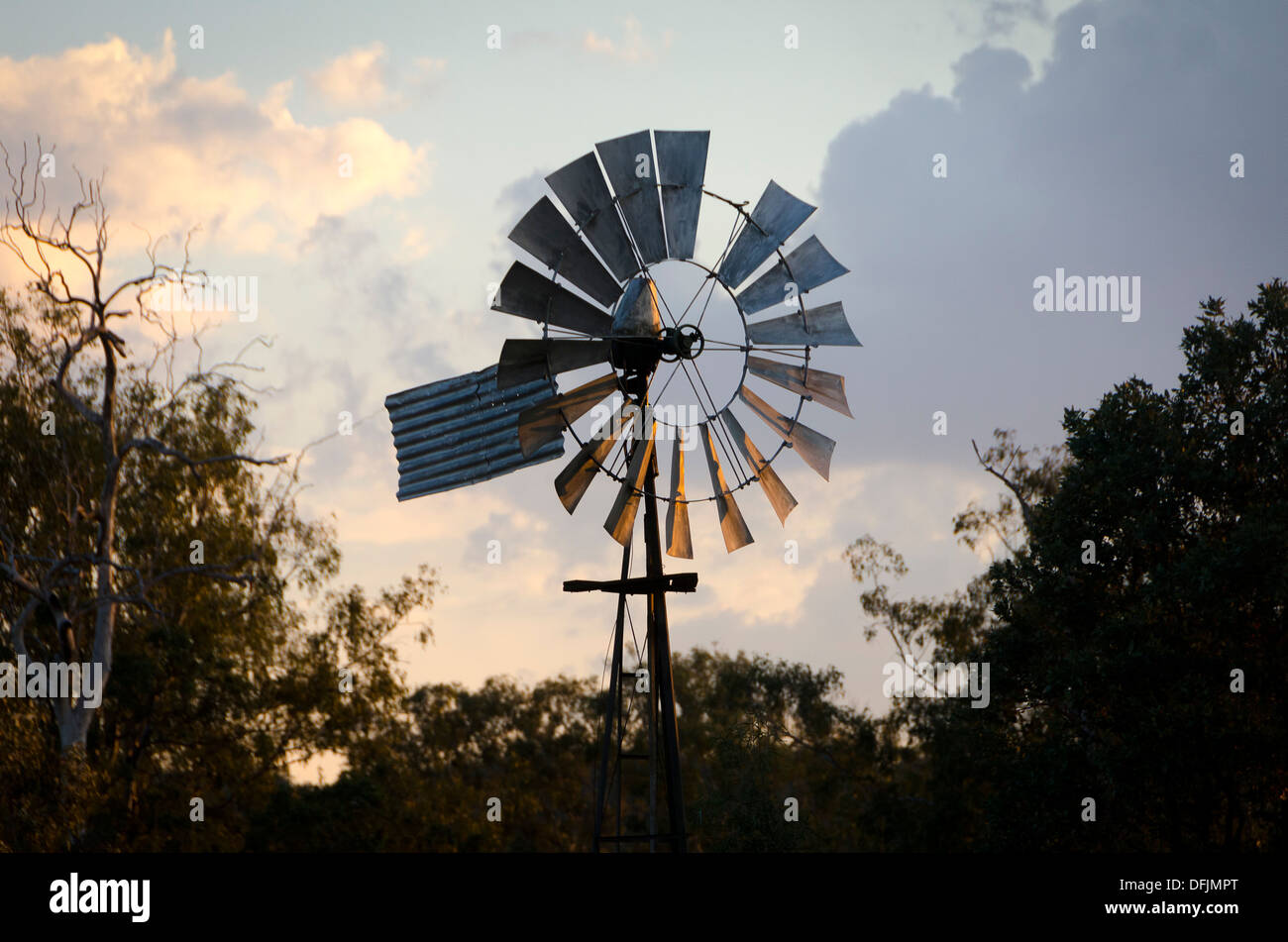 Australian old windmill hi-res stock photography and images - Alamy