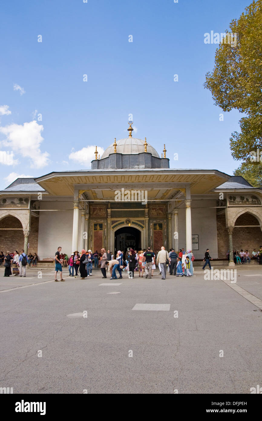 Turkey, Istanbul, Topkapi Palace, The gate of felicity Stock Photo - Alamy