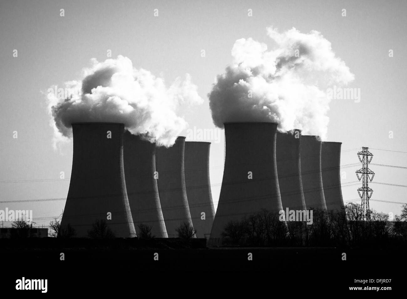 Nuclear power station hi-res stock photography and images - Alamy