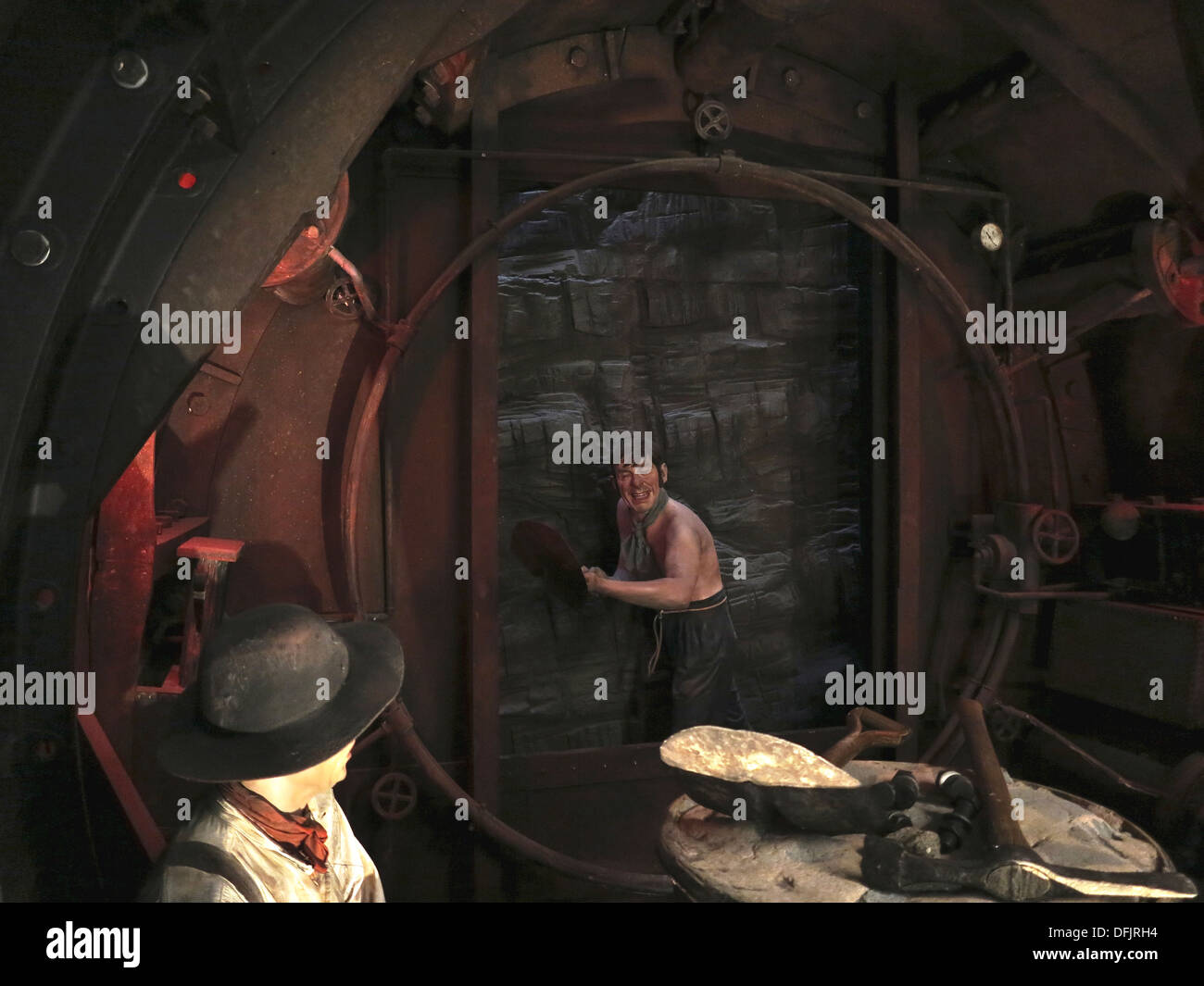 Underground engineering hi-res stock photography and images - Alamy
