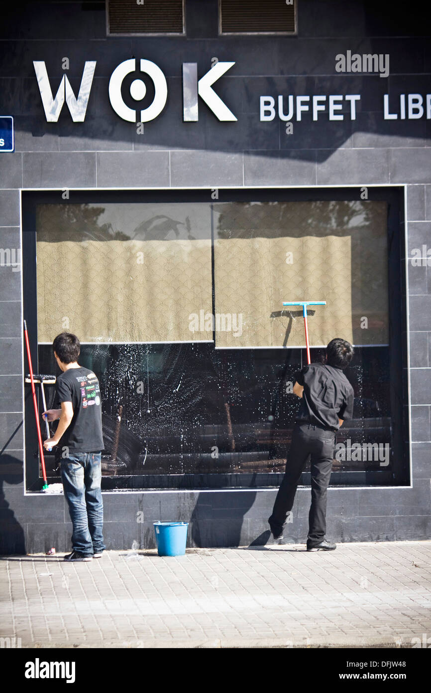 Bar chino hi-res stock photography and images - Alamy