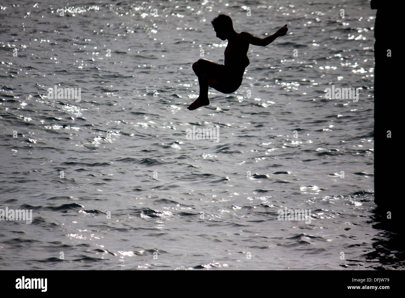 Falling down at height hi-res stock photography and images - Alamy