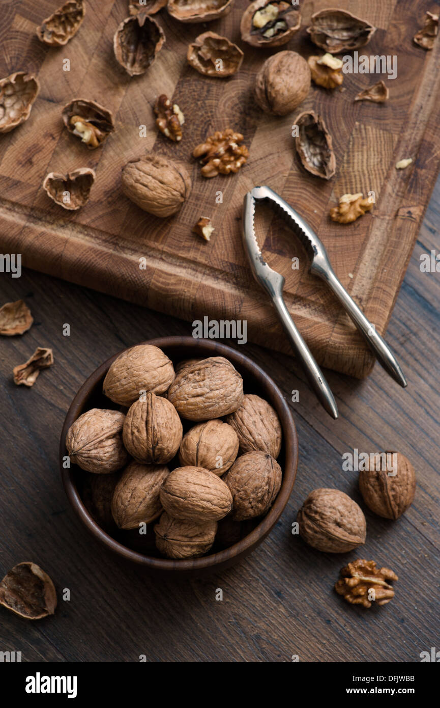 Walnuts hi-res stock photography and images - Alamy