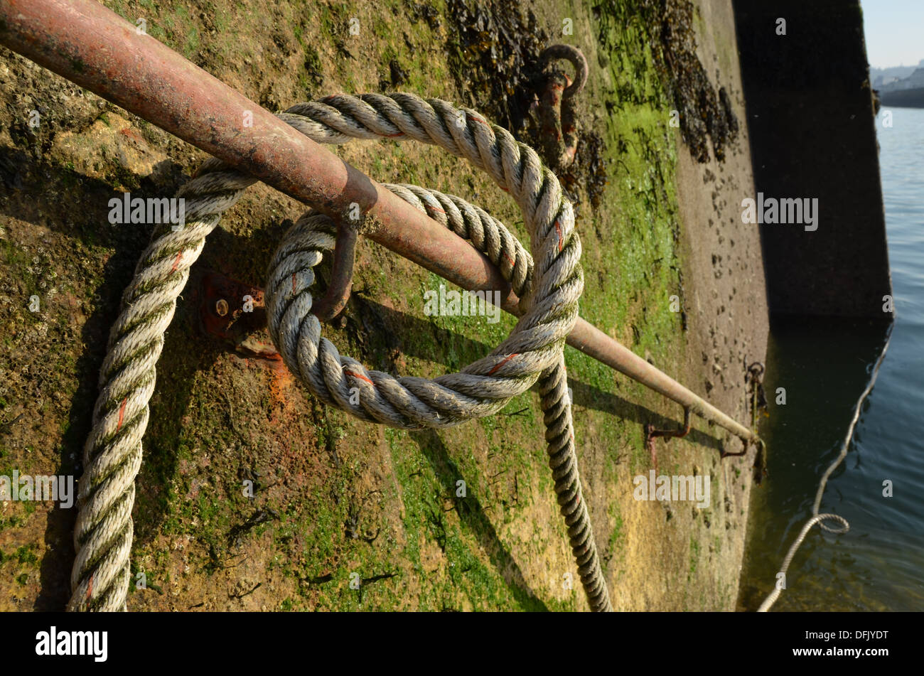 Rope handrail hi-res stock photography and images - Alamy