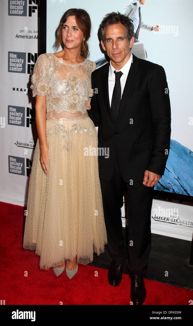 Kristen wigg hi-res stock photography and images - Alamy