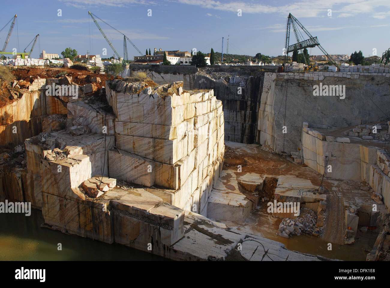 Cantera de marmol hi-res stock photography and images - Alamy