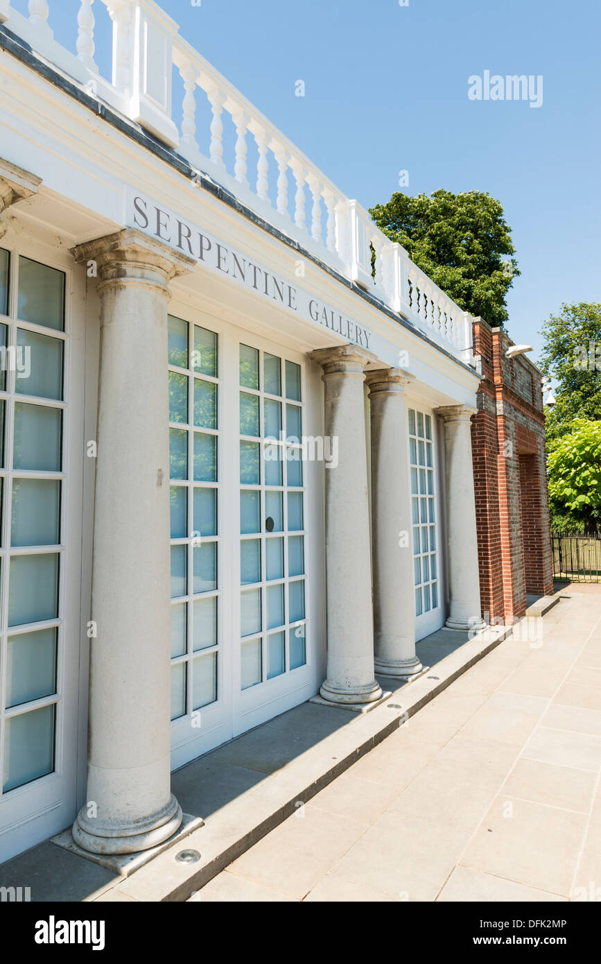 Serpentine gallery hi-res stock photography and images - Alamy