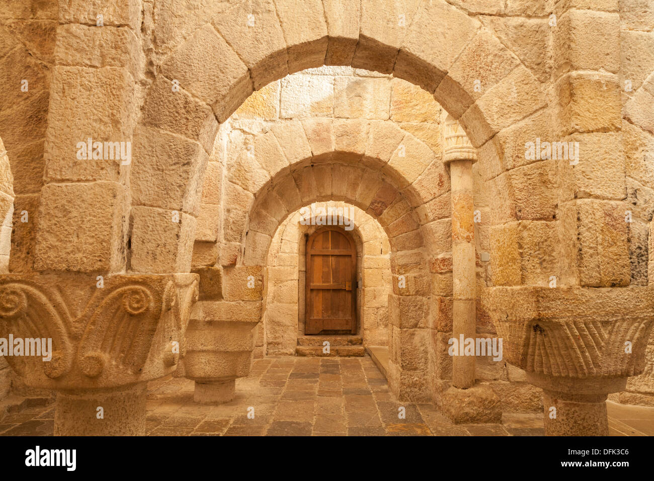 Crypt of the Monastery of Leire, Navarra, Spain Stock Photo - Alamy