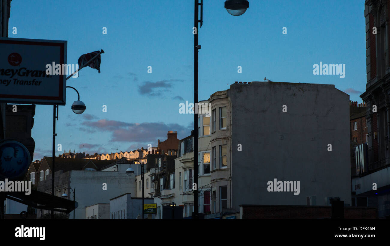 Run down buildings hi-res stock photography and images - Alamy