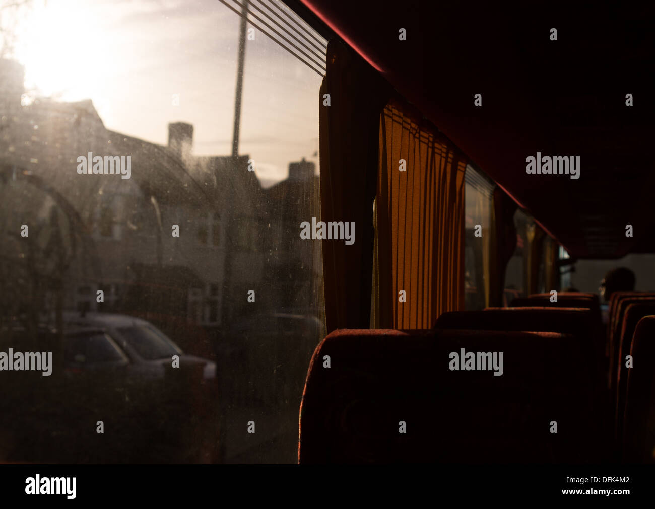 Coach houses hi-res stock photography and images - Alamy