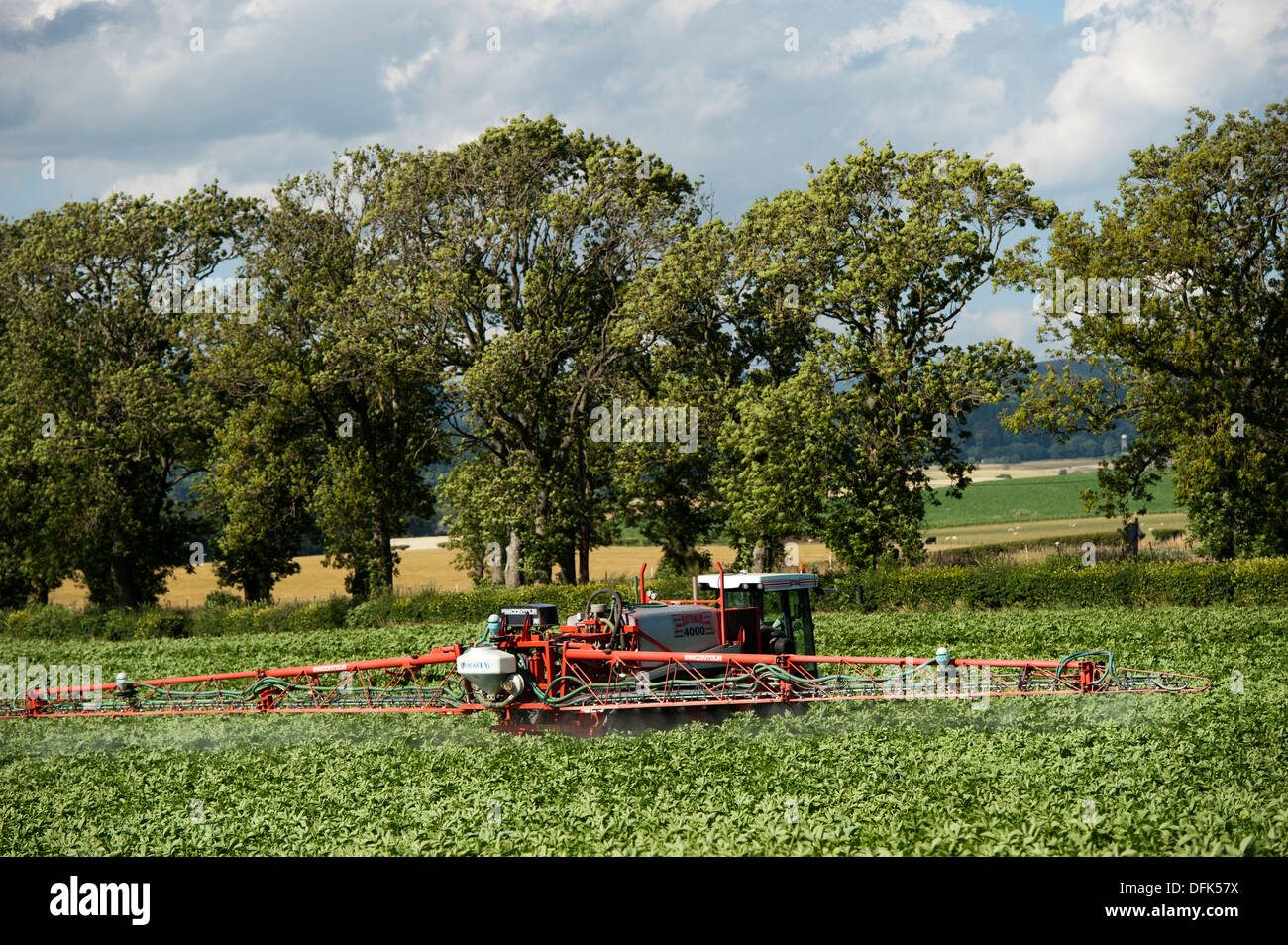 Self propelled sprayer hi-res stock photography and images - Alamy