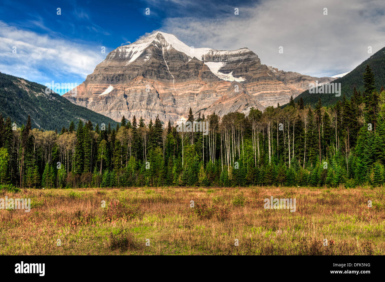 Scenic Mount Robson Stock Photo - Alamy