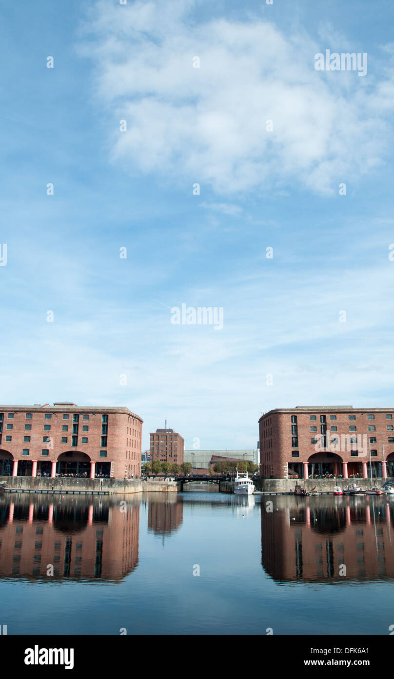 Liverpool Royal Albert Docks Stock Photo - Alamy
