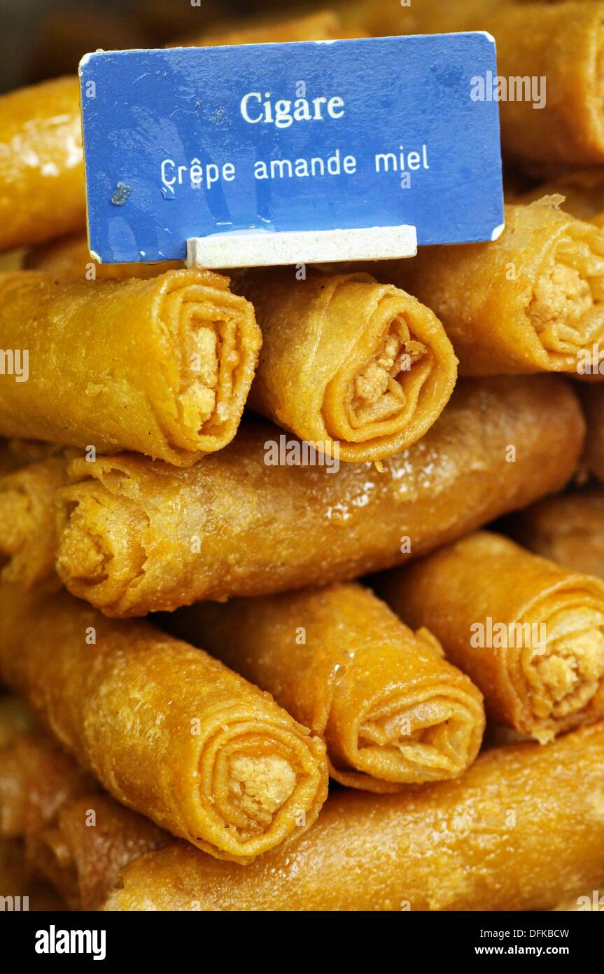 Crepes with almond and honey paris hi-res stock photography and images ...