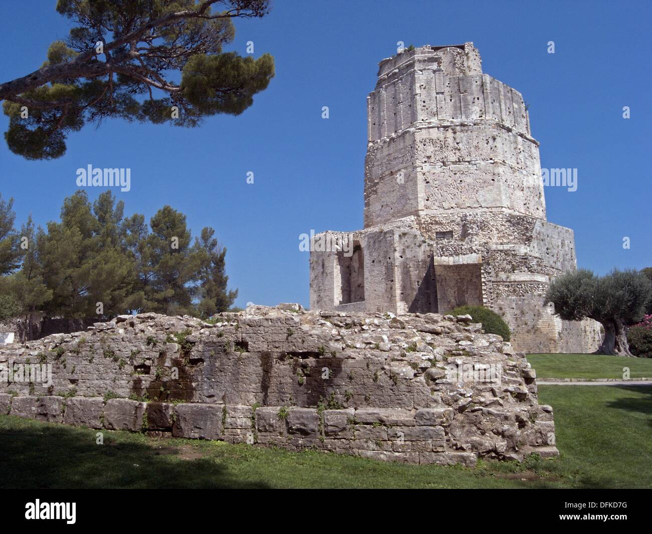 Tour magne hi-res stock photography and images - Alamy