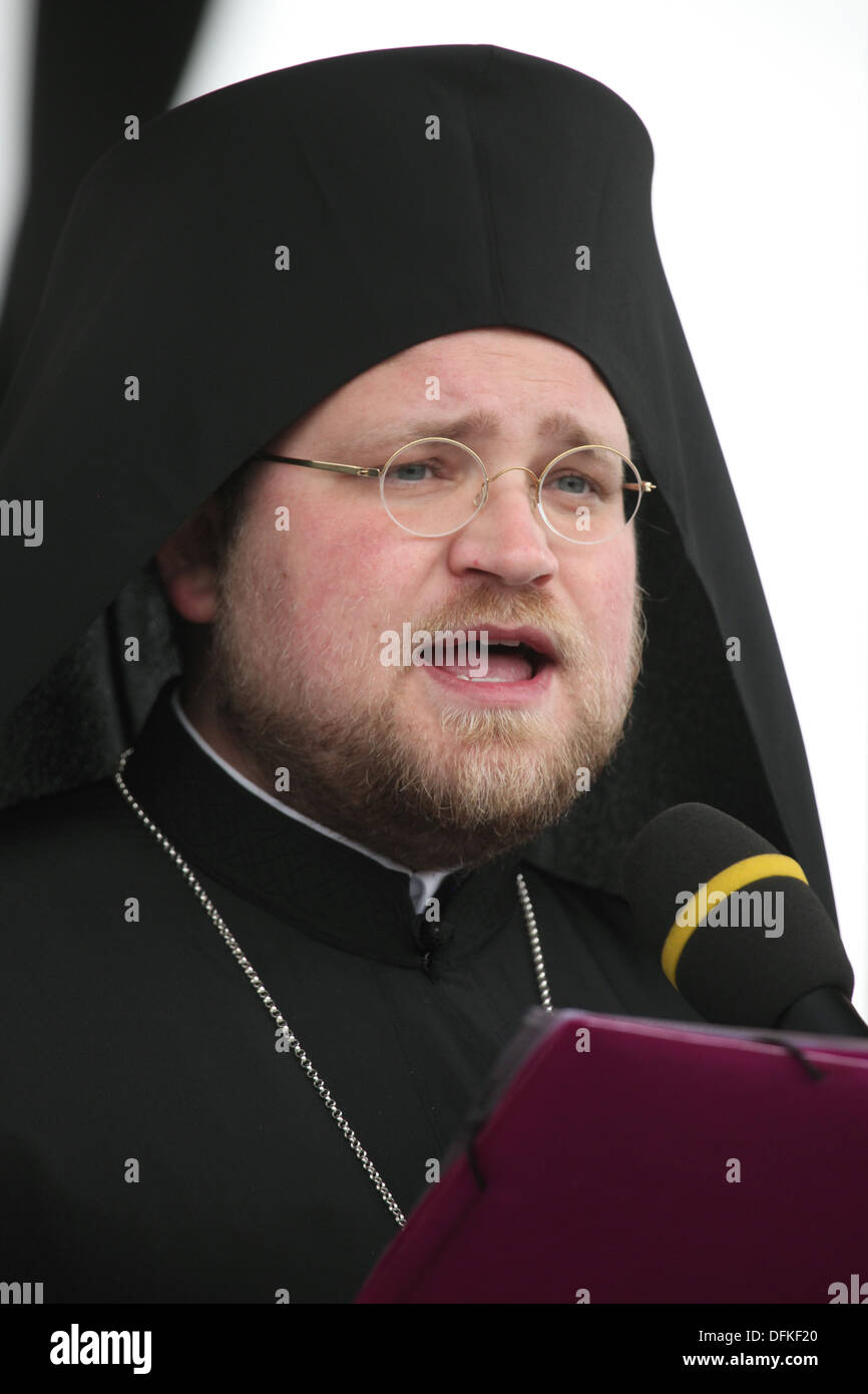 Archbishop george hi-res stock photography and images - Alamy