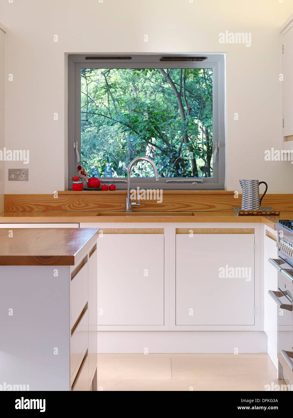 View garden through kitchen window hi-res stock photography and images ...