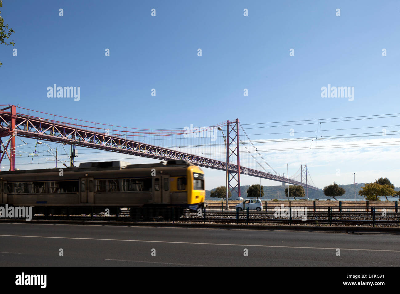 25 de Abril Bridge, Lisbon, Portugal. Architect: Steinman, Boynton ...