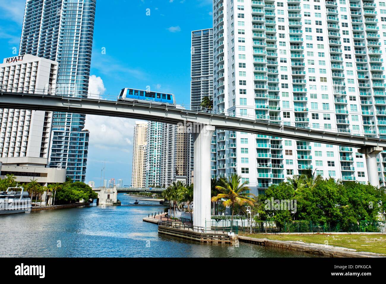 The metromover miami hi-res stock photography and images - Alamy