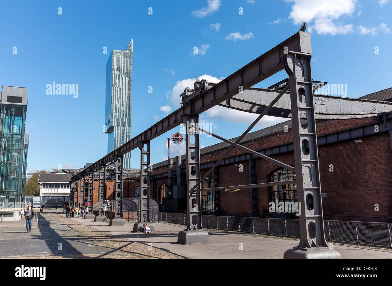 Manchester aircraft museum hi-res stock photography and images - Alamy