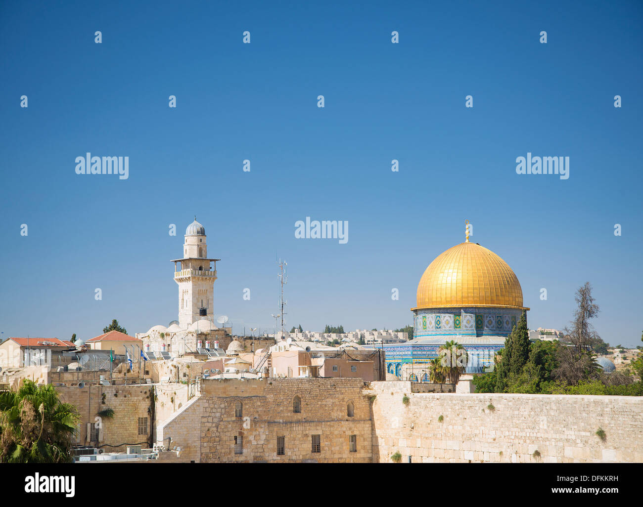 Israel jerusalem stone streets hi-res stock photography and images - Alamy