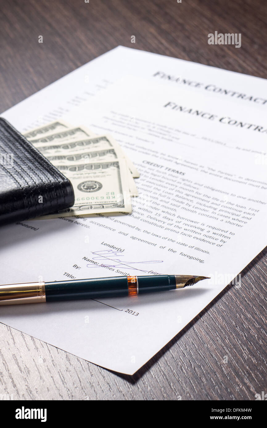 Signed wallet hi-res stock photography and images - Alamy