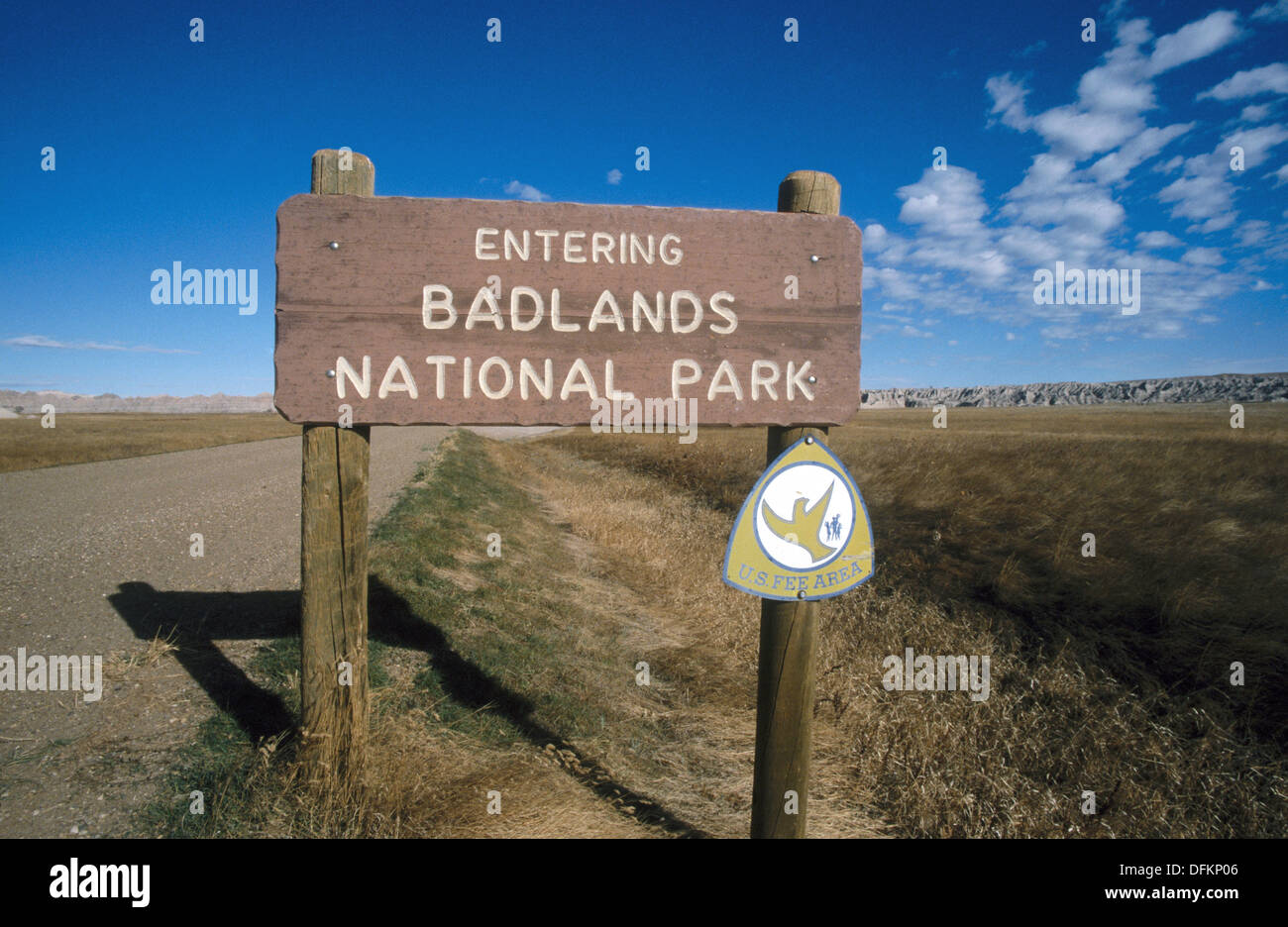 Badlands national park entrance sign hi-res stock photography and ...