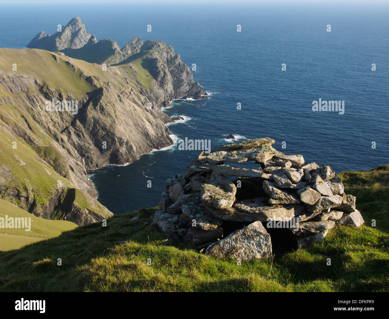 Cleit, Mullach Bi, Hirta, St Kilda, looking towards Dun Stock Photo - Alamy