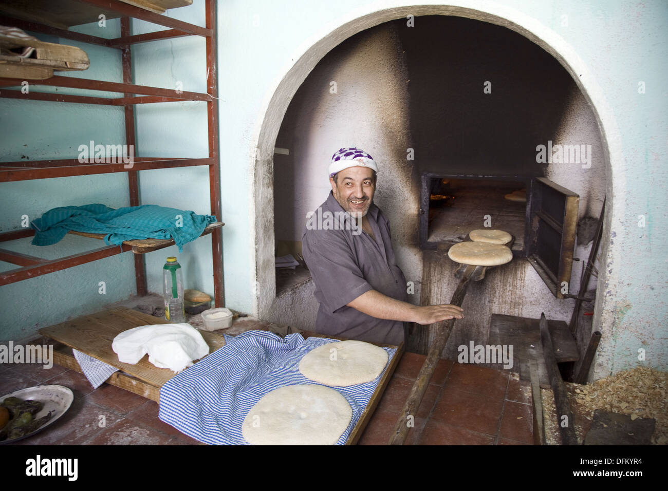 Communal oven hi-res stock photography and images - Alamy