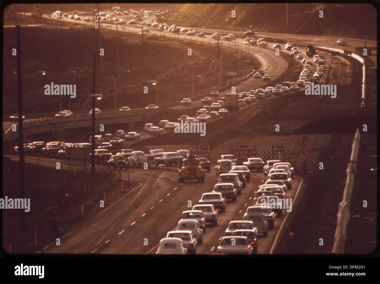 This image captures the morning rush hour traffic on the H-1 Freeway ...