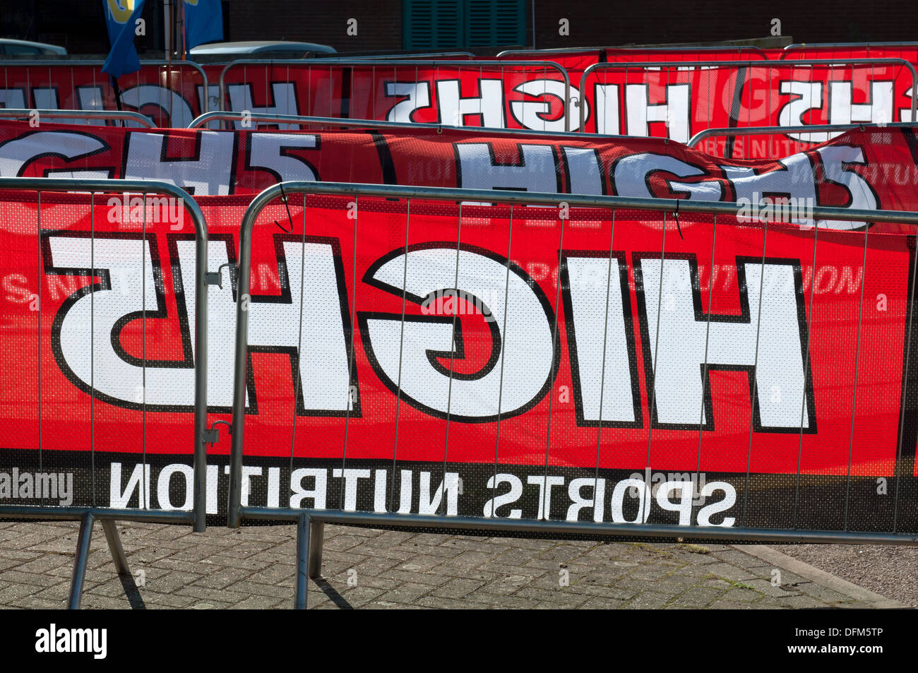 High 5 hi-res stock photography and images - Alamy