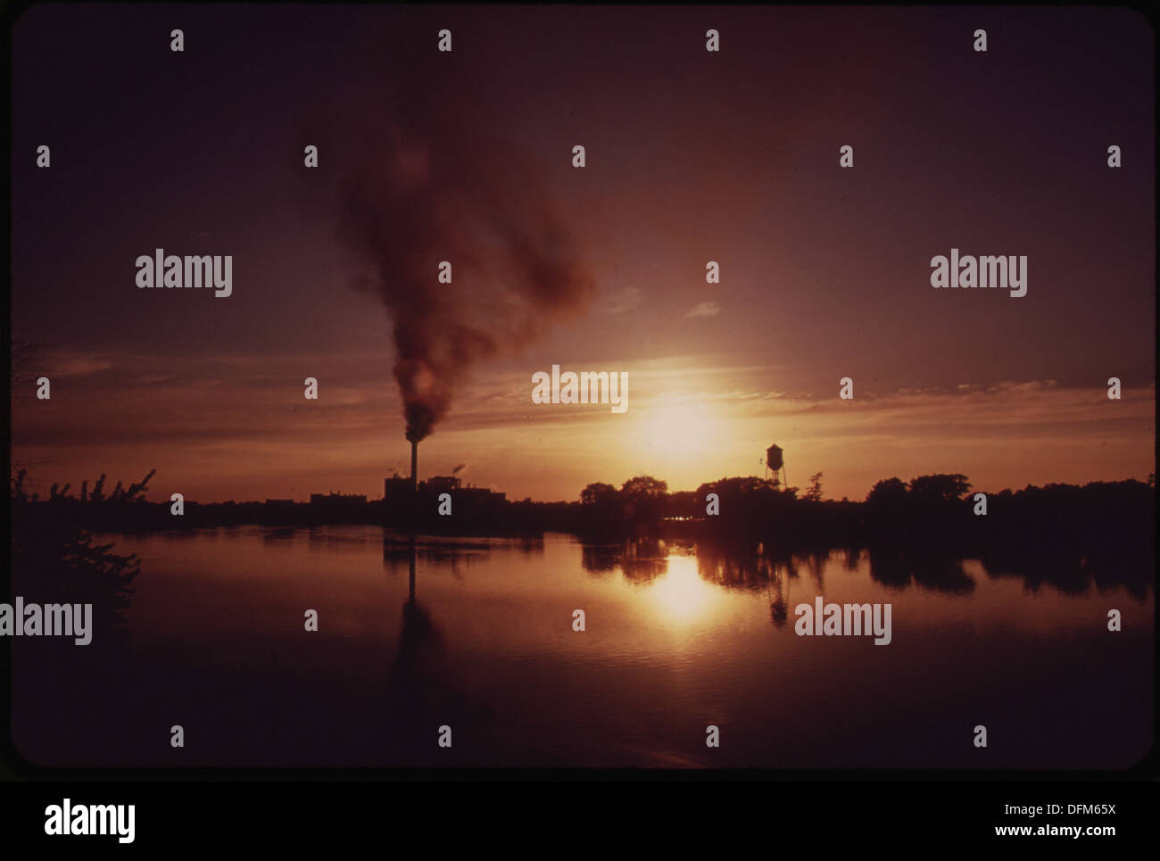 Visible air pollution on hi-res stock photography and images - Alamy