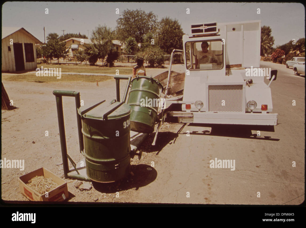 New garbage collection method hi-res stock photography and images - Alamy