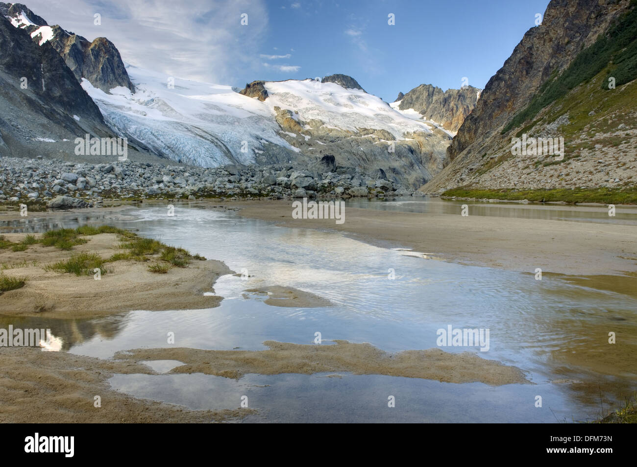 Boulder salal hi-res stock photography and images - Alamy