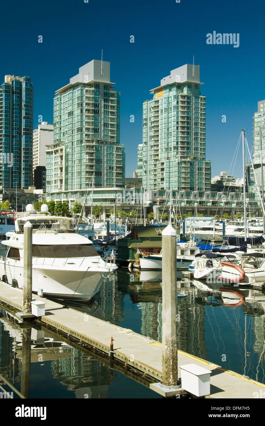 Vancouver iconic building hi-res stock photography and images - Alamy
