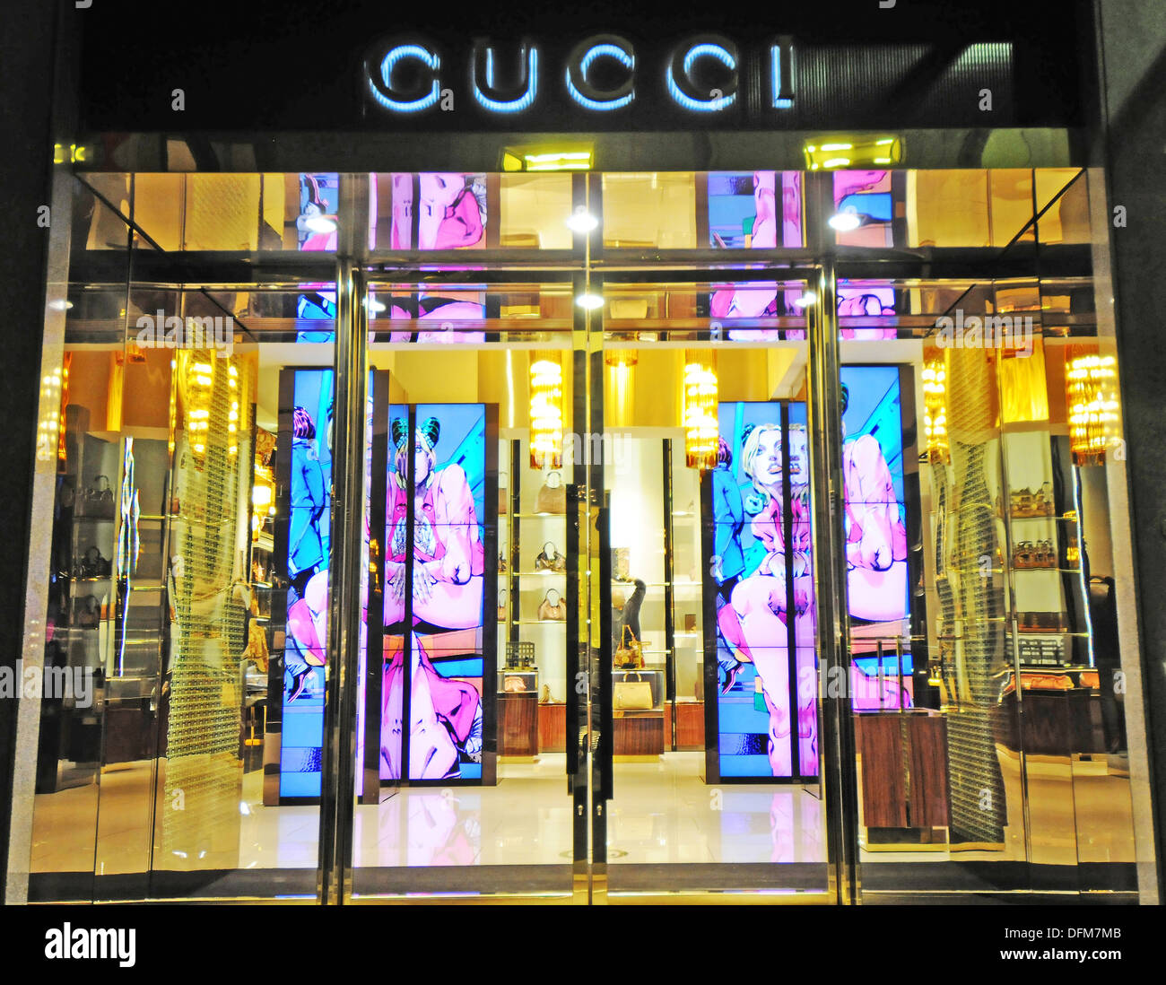 Italy milan via montenapoleone gucci hi-res stock photography and ...