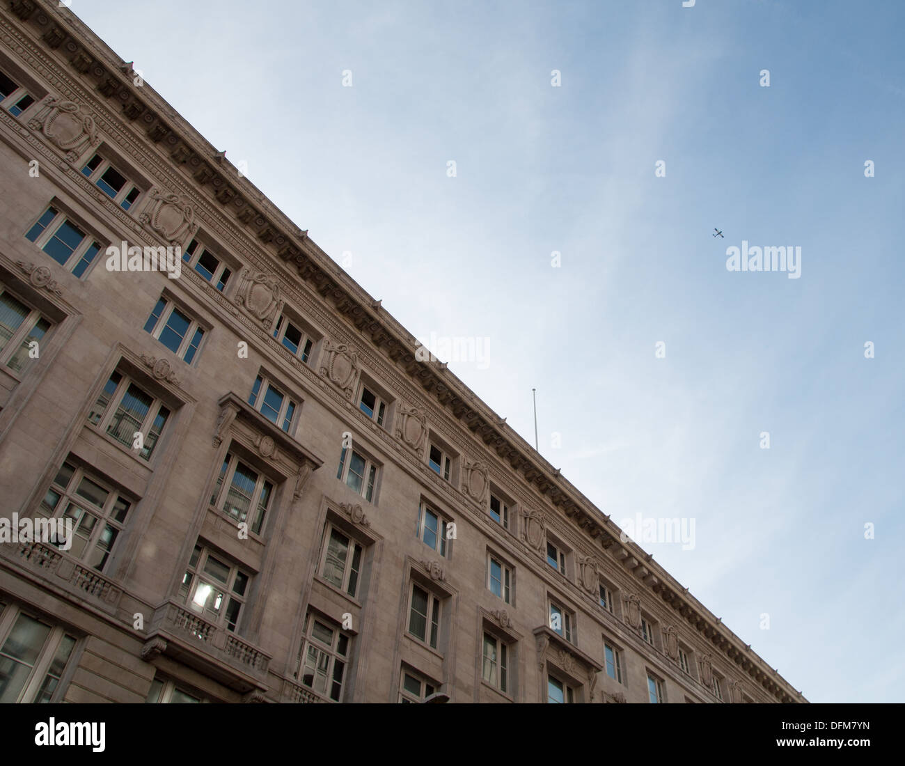 Against sy hi-res stock photography and images - Alamy
