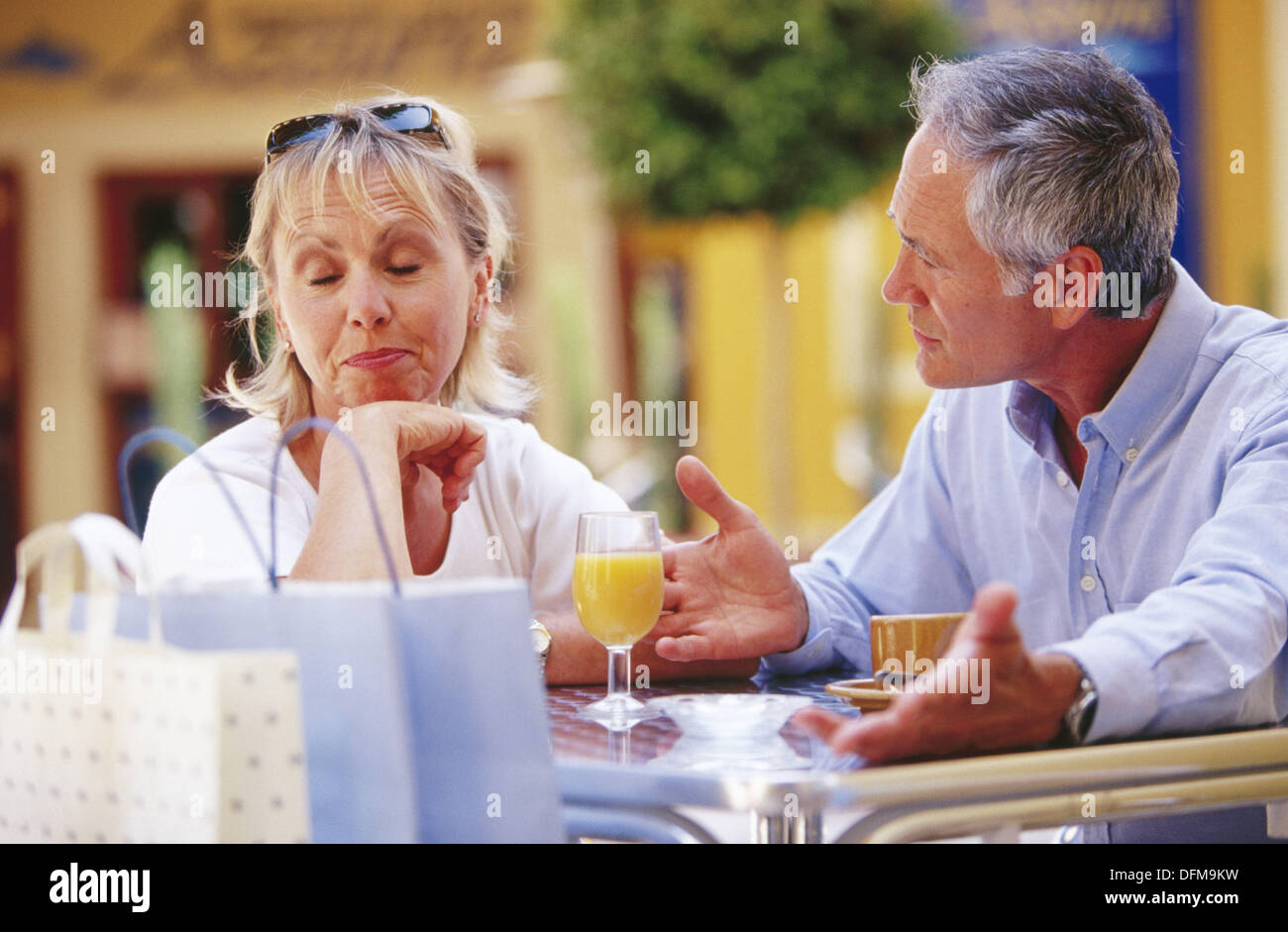 Middle couple indifferent hi-res stock photography and images - Alamy