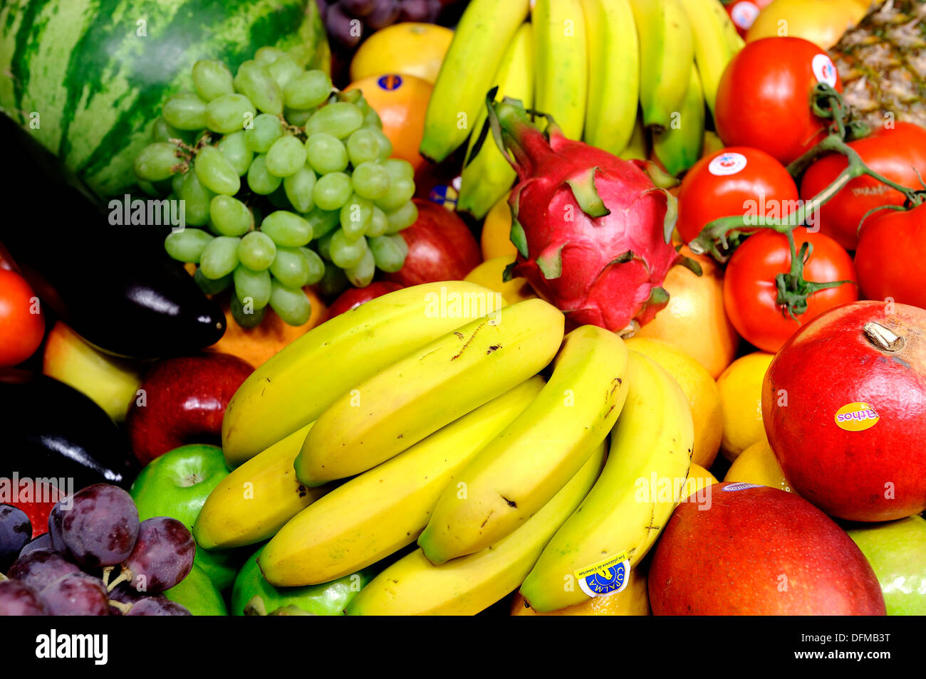Melon types hi-res stock photography and images - Alamy