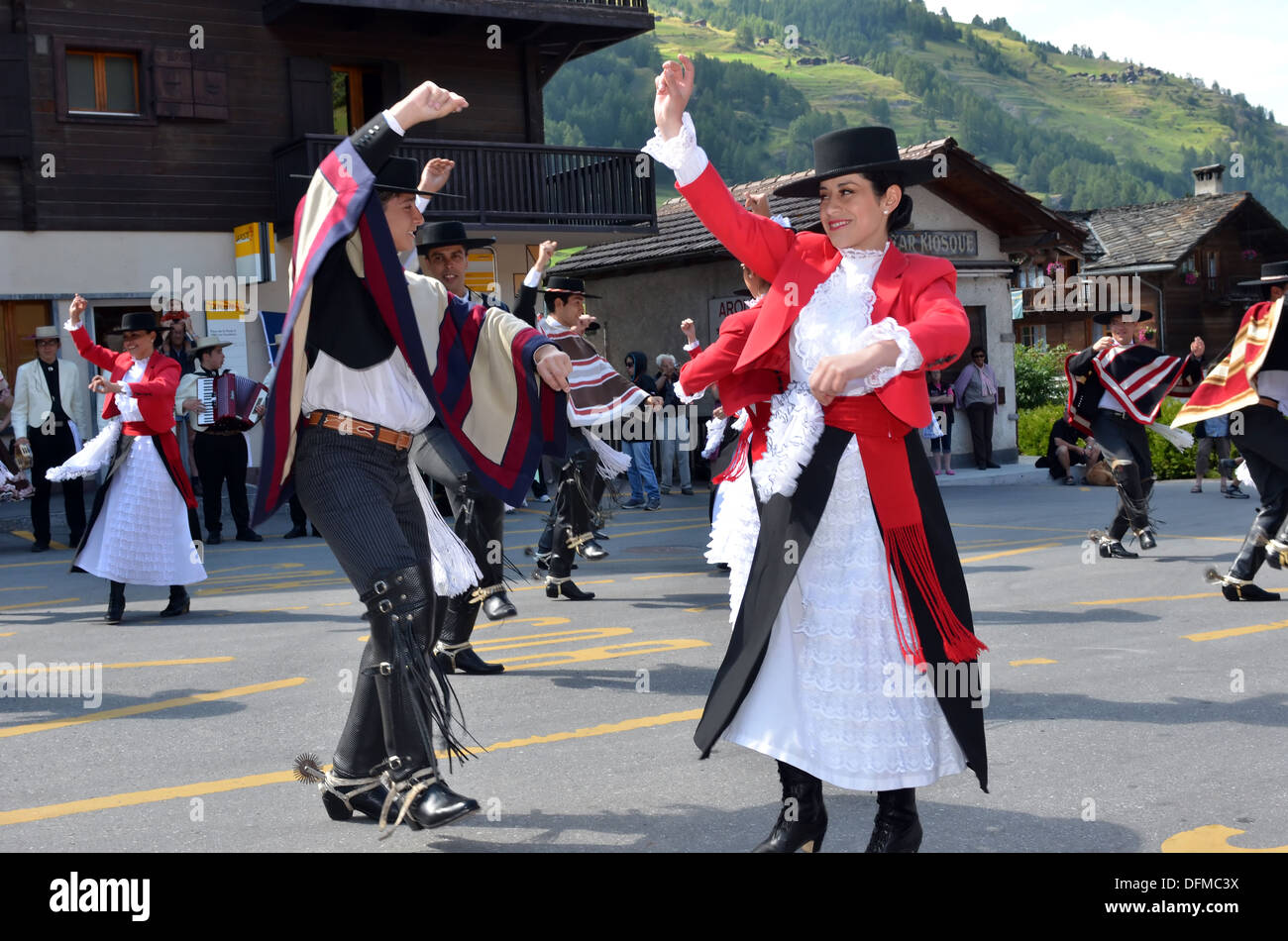 Chilean dance group Danzares at the International Festival of Stock ...